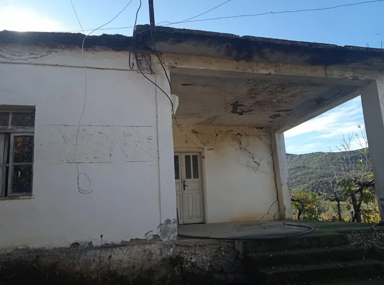 3 room house for sale in Selenice, Albania for $16,865 - listing #1716380