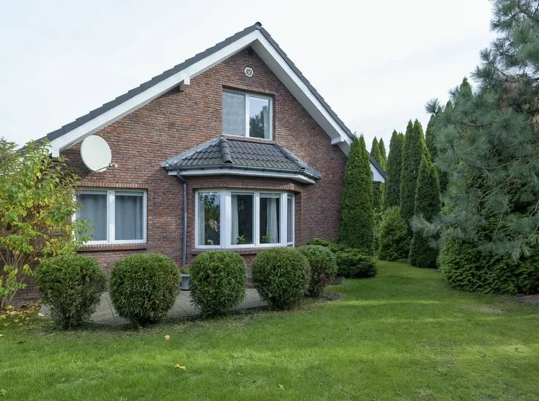 5 room house for sale in Zukowka, Poland for €263,469 - listing #1839906
